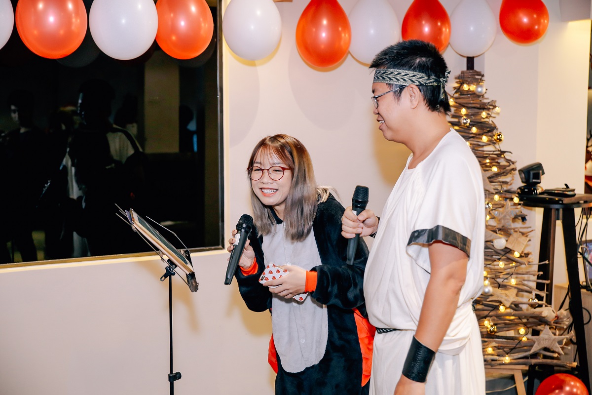 Back to childhood again with CHILDHOOD CHRISTMAS at IMM GROUP - IMM Group