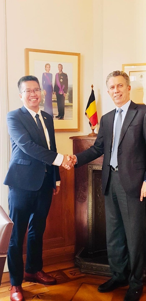 tap-doan-Lanitis-2 (1) - IMM Group